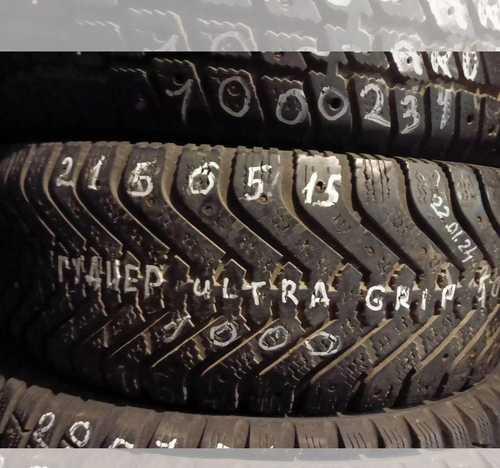 Goodyear UltraGrip 500 215/65 R15