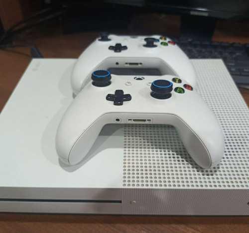 Xbox one s 512