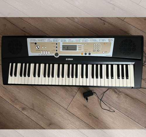 Синтезатор yamaha psr r200