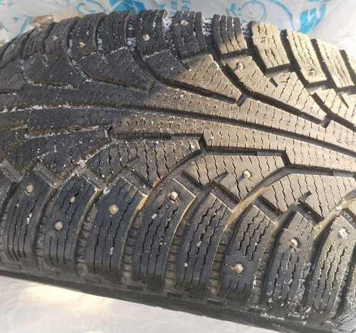 Hankook IceBear W300 285/60 R18