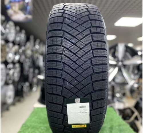 Pirelli Ice Zero FR 245/50 R20 105H