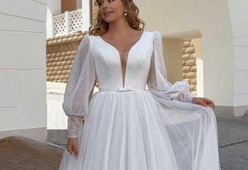 Свадебное платье новое 54 размер