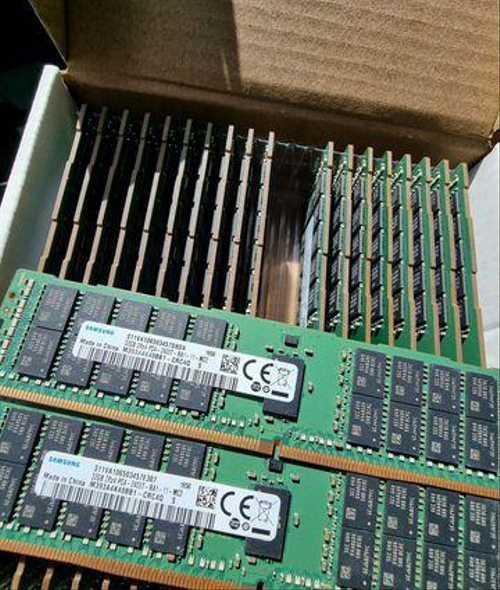 Серверная DDR4 Samsung 2400Мгц 32 ecc