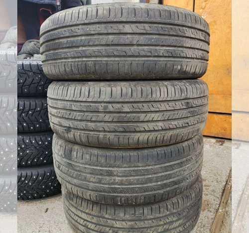 Rotalla Setula E-Race RH05 215/60 R16 95V