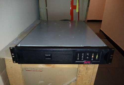 Ибп APC Smart-UPS SMT2200RMI2U