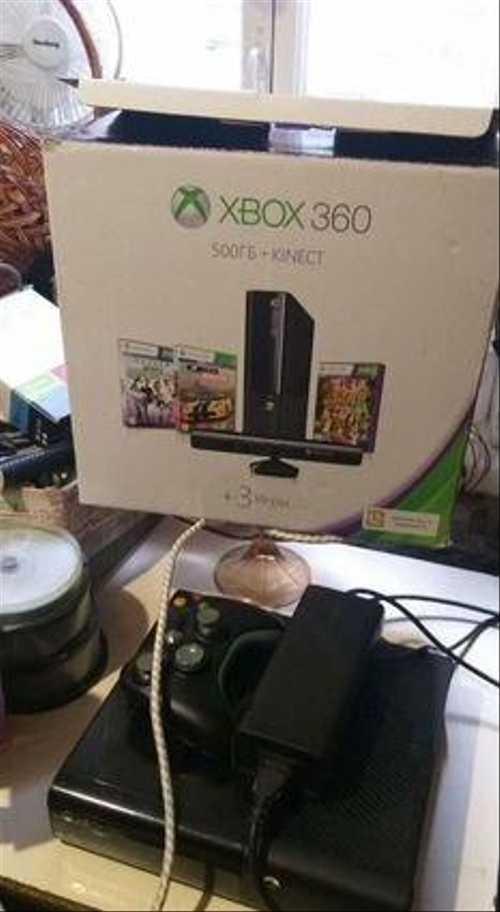 Приставка Xbox 360e