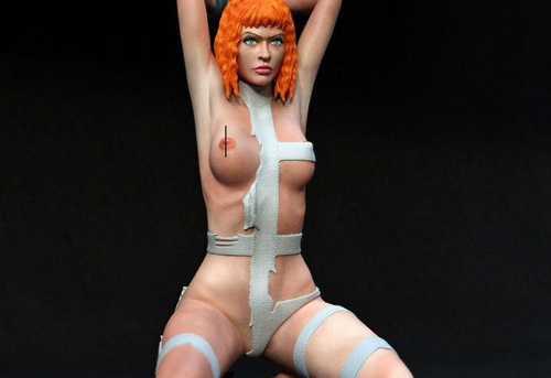 Сборная модель Leeloo (5й элемент) 1:24