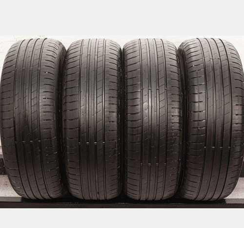 Goodyear EfficientGrip Performance 215/65 R16 98H