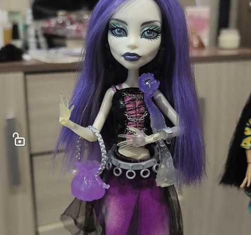 Кукла monster high spectra