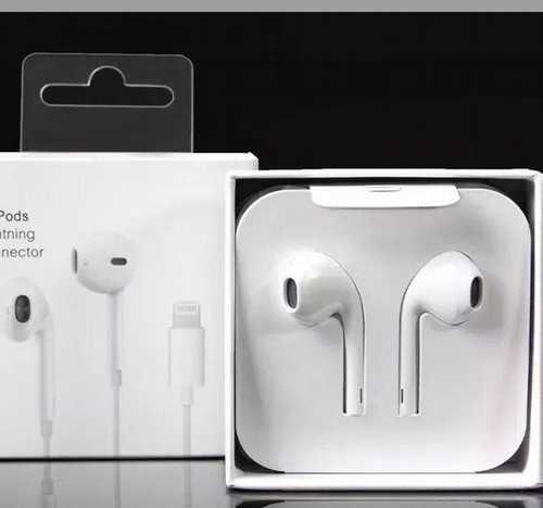 Наушники Apple EarPods Lightning