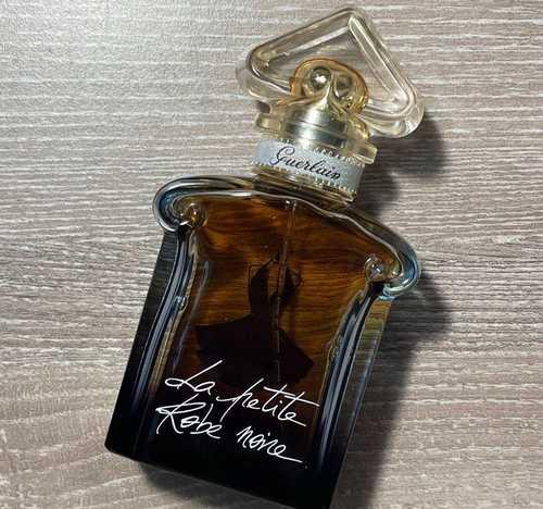 Guerlain La petite robe noire intense