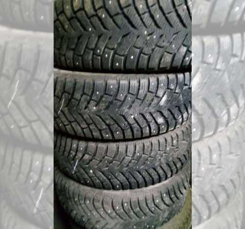 Toyo Ice Frontage 215/65 R16 и 215/65 R16 98H