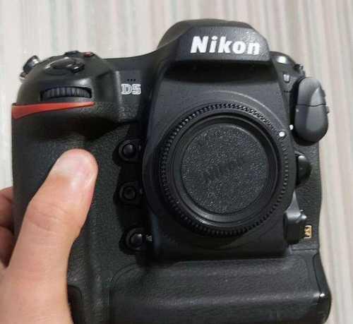 Nikon D5 Body 120к
