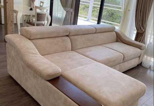 Угловой диван со сьемными чехлами