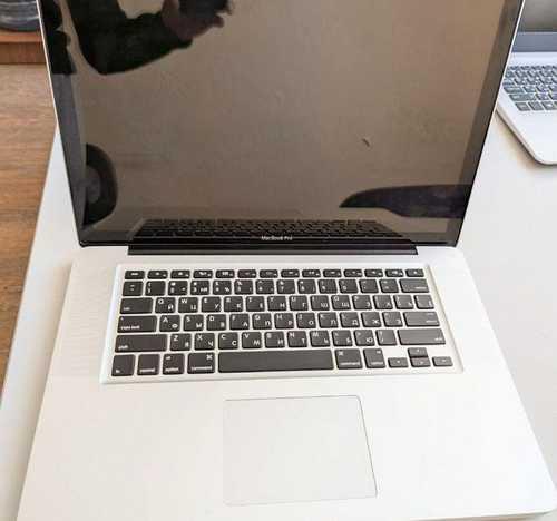 Macbook pro 15 2010