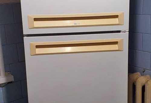 Продается холодильник Stinol NF 330 4T