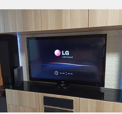 Телевизор 55" LG 55LE5300 Full HD 100 гц