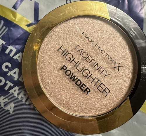 Новый хайлайтер пудра max factor