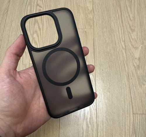 Чехол на iPhone 15 pro keephone