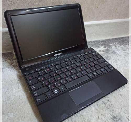 Нетбук Samsung NC-110