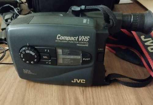 Видеокамера JVC compact GR—AX210