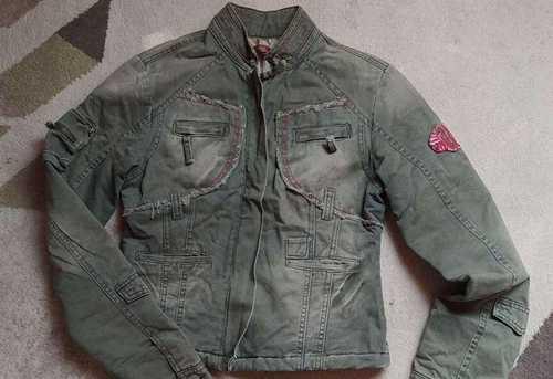 Джинсовая куртка 42-44 размера