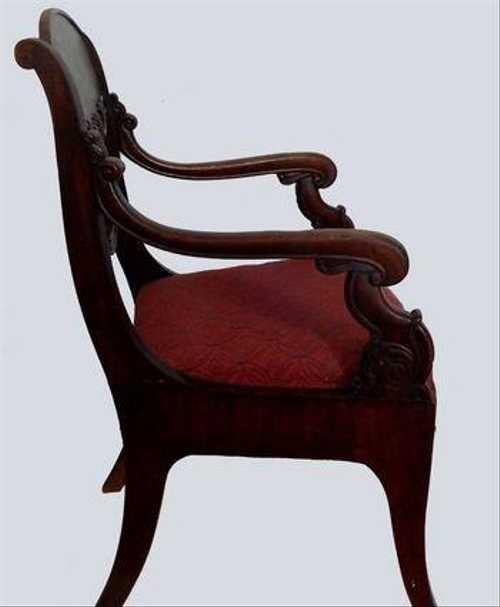 Продам Александровские кресла