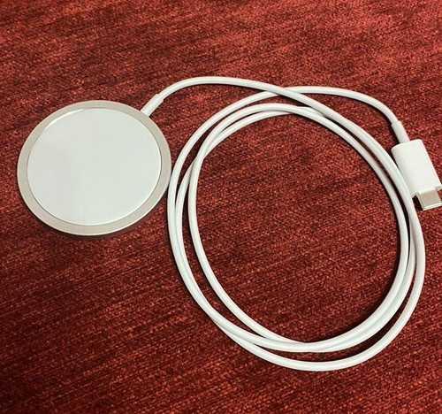 Беспроводное зу Apple MagSafe Charger mhxh3 A2140