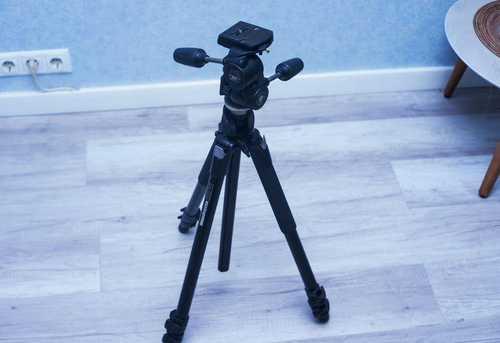 Штатив Manfrotto 055XproB + 808RC4 голова