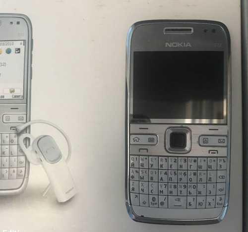 Nokia E72