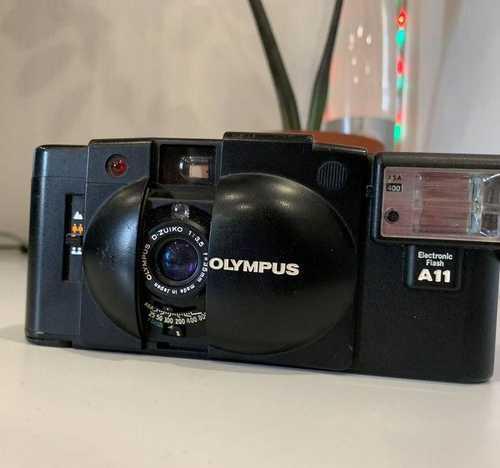 Olympus XA2 плёночный фотоаппарат