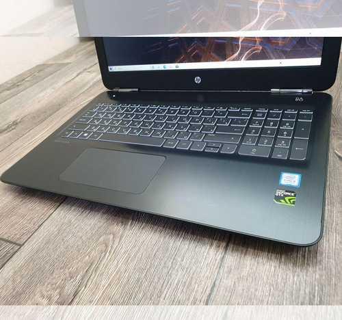 Игровой HP pavilion 15 (GTX 1060)