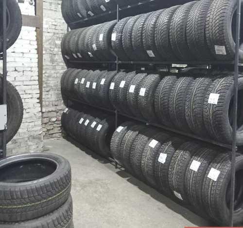 Goodyear UltraGrip Cargo 215/65 R15C V