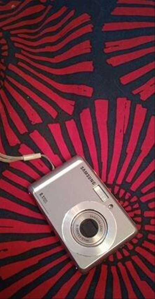 Компактный фотоаппарат Samsung es10