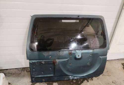 Дверь багажника Mitsubishi Pajero V44W 4D56 1993