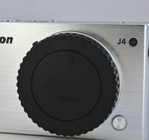 Nikon 1 j4 body