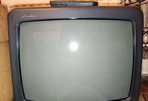 Телевизор Goldstar старый