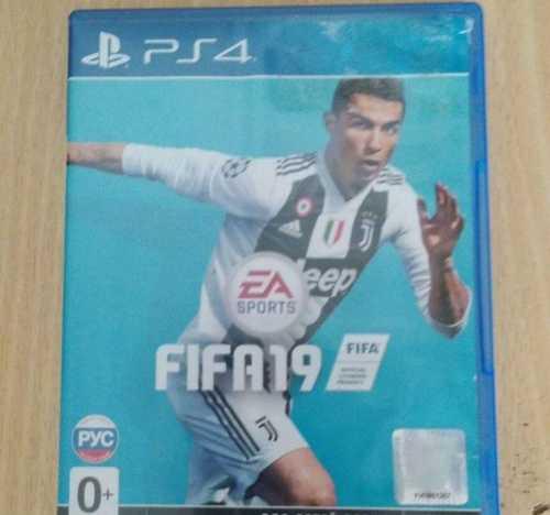 Диски на ps4 fifa 19