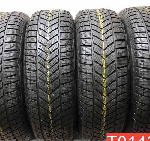 Goodyear UltraGrip Performance Gen-1 215/65 R17 99V