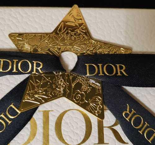 Новогодняя подвеска dior