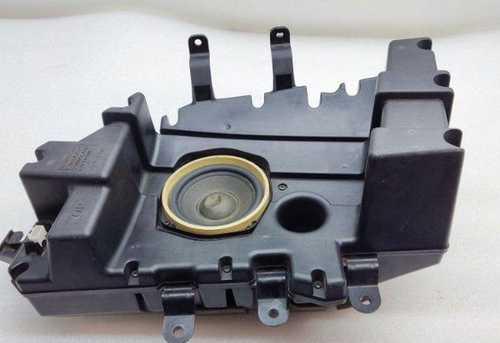 Сабвуфер Subaru Tribeca WX EZ30D 2005-2014