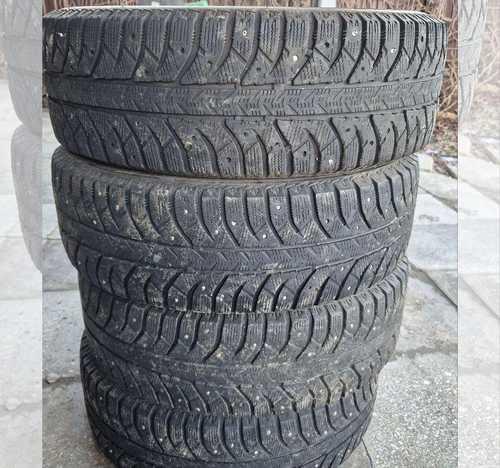 Bridgestone Ice Cruiser 7000 175/65 R14 82T