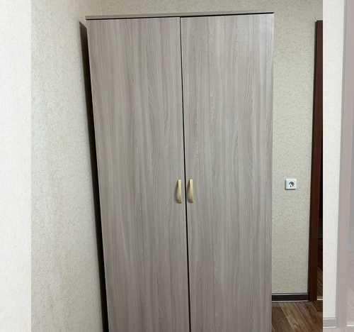Продам шкаф