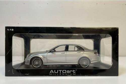 Autoart 1/18 #76275 mercedes benz C-class C63 AMG