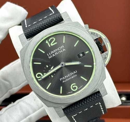 Часы Panerai Luminor Marina