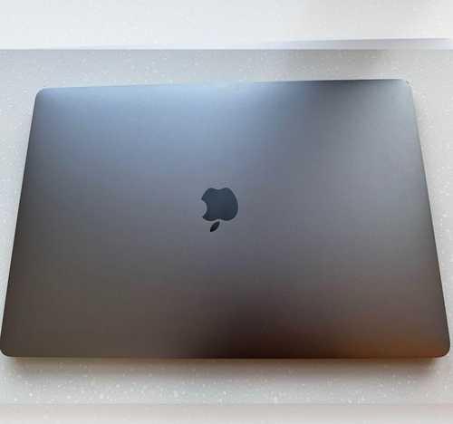 Apple macbook pro 15 2018