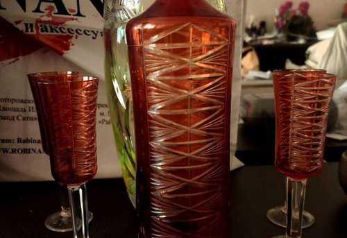 Рюмки И бутылка/ алое рубиновое стекло