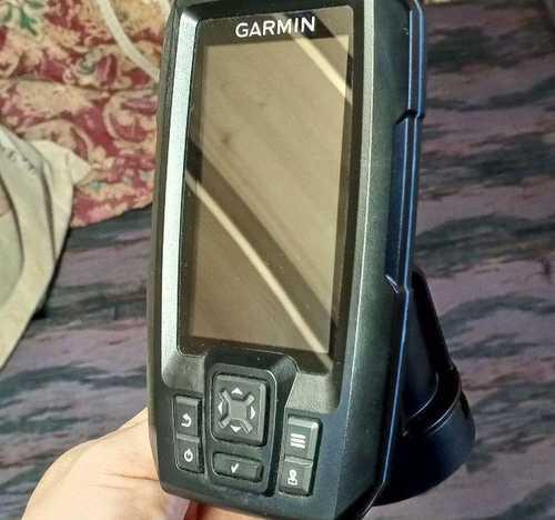 Garmin striker vivid 4cv