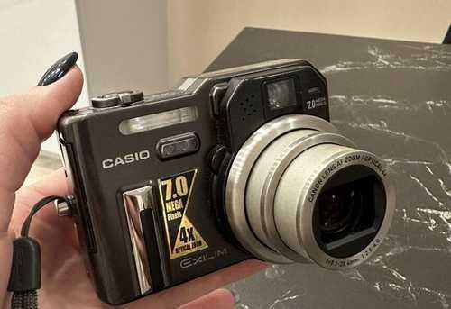 Компактный фотоаппарат casio exilim EX-P700