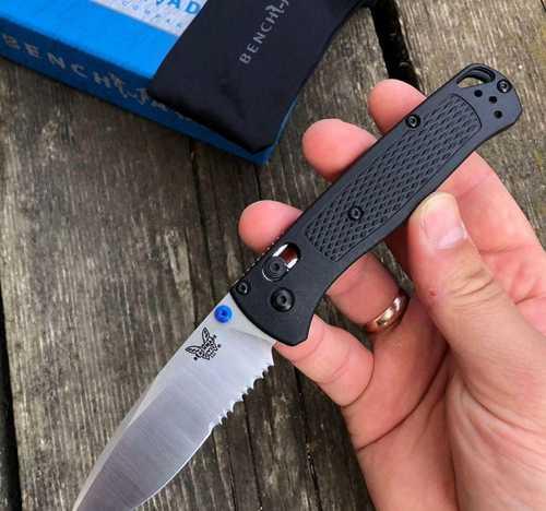 Нож складной Benchmade Bugout